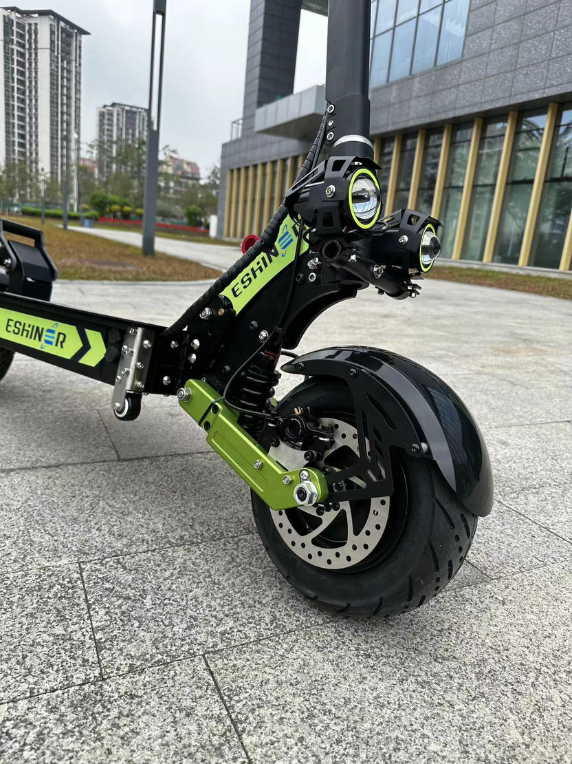 60V 6000W Dual Drive 80Km/H Fast E Scooters 50Mph 11Inch High Speed